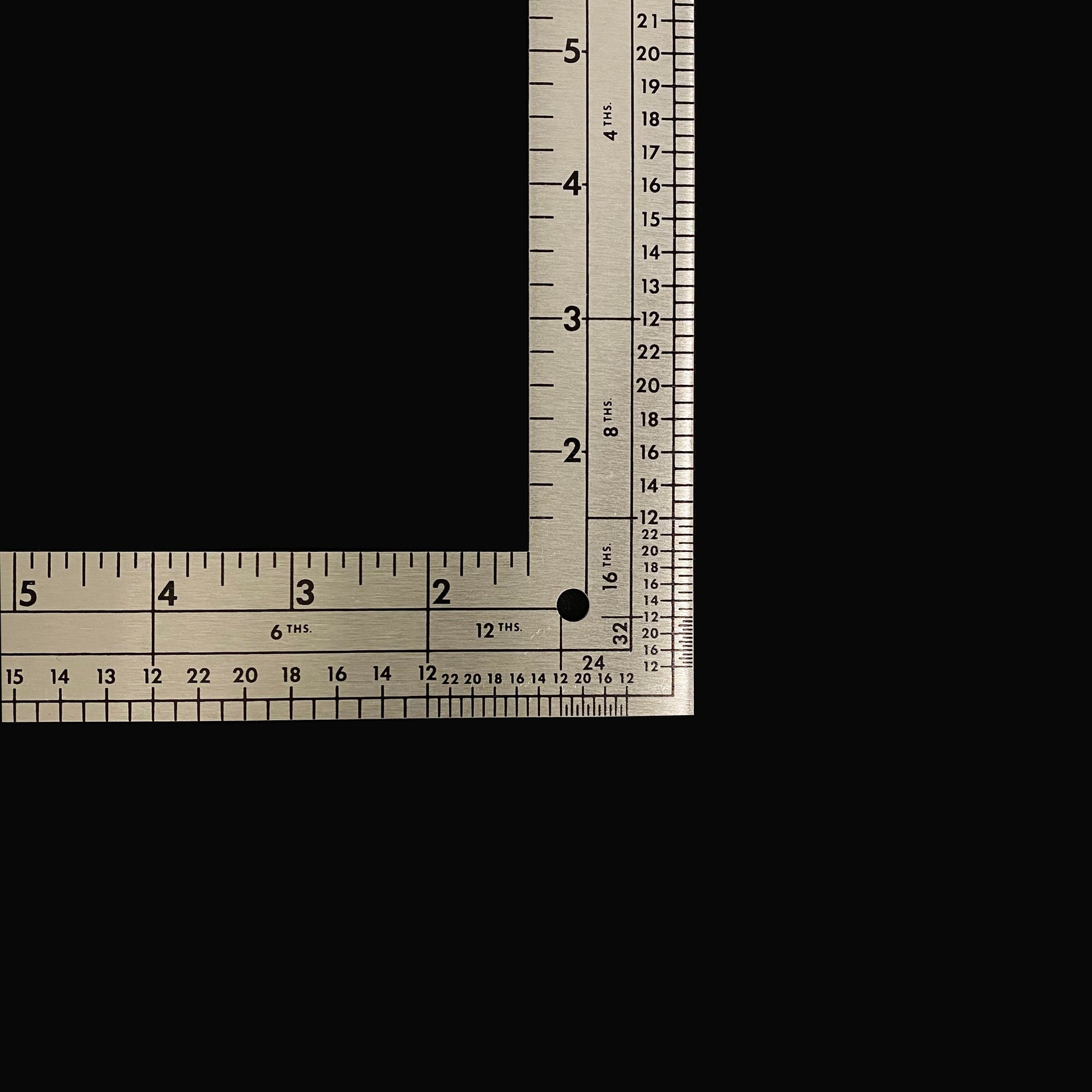Fairgate Metal L-Square Ruler 14x24 – Panda Trim
